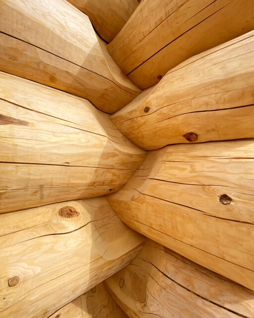 Log Cabin | For Sale | Saddle Notch | Hybrid Style